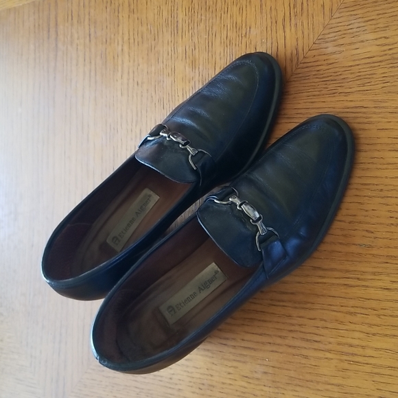 Etienne Aigner | Shoes | Etienne Aigner Ladies Heels | Poshmark